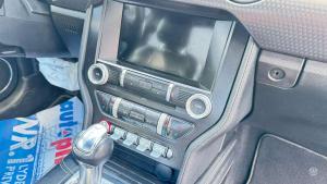 Grey Ford Mustang 2020 in Ukmerge, with an engine capacity of 2.25 L and mileage of 89 thousand km for 11490 €, photo 15 on AUTOMOTO.COM.LV
