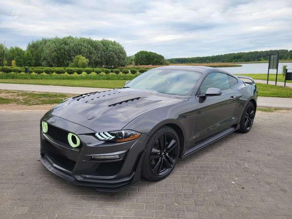 Pelēks Ford Mustang 2020 Šauļi, ar dzinēja tilpumu 2.25 L un nobraukumu 120 tūkst. km par 18500 €, foto 1 vietnē AUTOMOTO.COM.LV