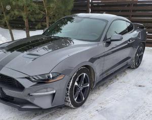 Pelēks Ford Mustang 2021 Kauņa, ar dzinēja tilpumu 2.25 L un nobraukumu 60 tūkst. km par 21900 €, foto  vietnē AUTOMOTO.COM.LV