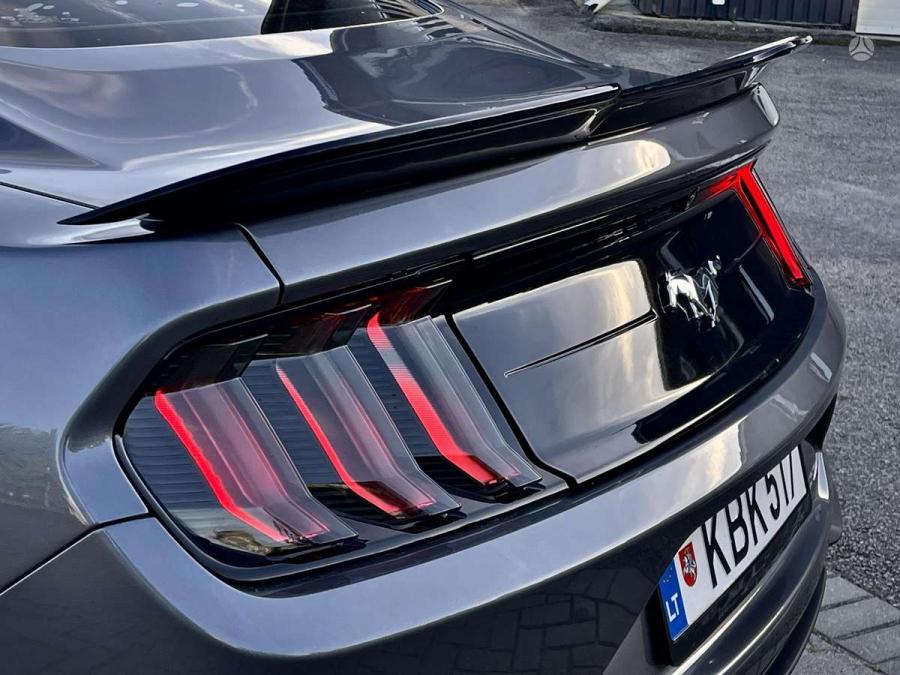 Pelēks Ford Mustang 2021 Radviliškis, ar dzinēja tilpumu 2.26 L un nobraukumu 186 tūkst. km par 19600 €, foto 20 vietnē AUTOMOTO.COM.LV