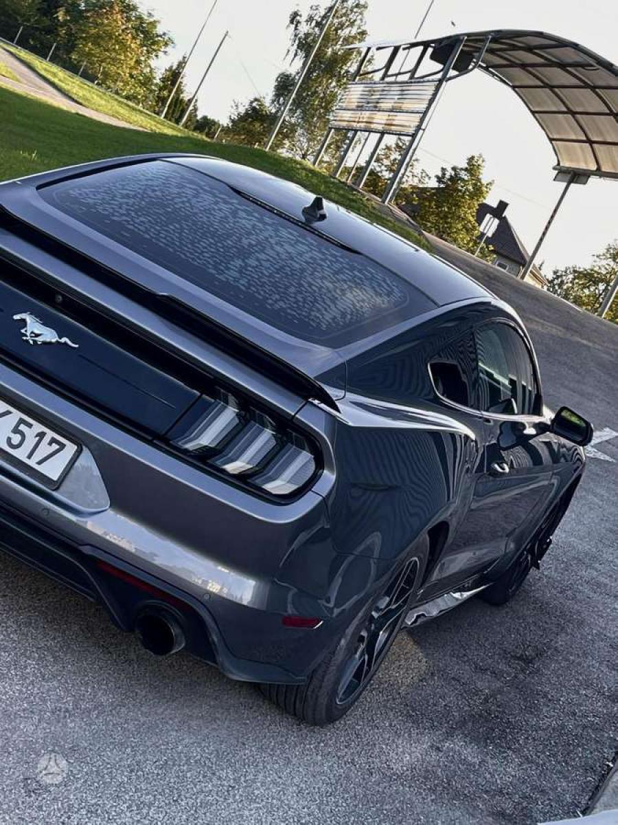 Pelēks Ford Mustang 2021 Radviliškis, ar dzinēja tilpumu 2.26 L un nobraukumu 186 tūkst. km par 19600 €, foto 25 vietnē AUTOMOTO.COM.LV