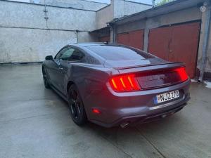 Grey Ford Mustang 2022 in Kaunas, with an engine capacity of 2.25 L and mileage of 35 thousand km for 24000 €, photo 3 on AUTOMOTO.COM.LV