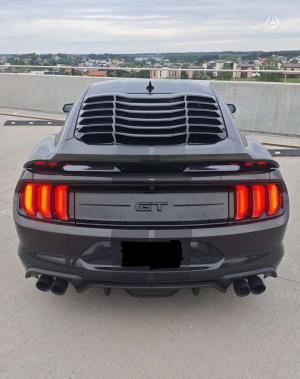 Grey Ford Mustang 2022 in Vilnius, with an engine capacity of 4.95 L and mileage of 50 thousand km for 31750 €, photo 6 on AUTOMOTO.COM.LV