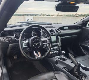 Grey Ford Mustang 2022 in Vilnius, with an engine capacity of 4.95 L and mileage of 50 thousand km for 31750 €, photo 7 on AUTOMOTO.COM.LV