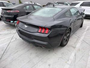 Pelēks Ford Mustang 2024 Ukmergė, ar dzinēja tilpumu 2.26 L un nobraukumu 42 tūkst. km par 11999 €, foto 14 vietnē AUTOMOTO.COM.LV