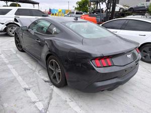 Pelēks Ford Mustang 2024 Ukmergė, ar dzinēja tilpumu 2.26 L un nobraukumu 42 tūkst. km par 11999 €, foto 15 vietnē AUTOMOTO.COM.LV