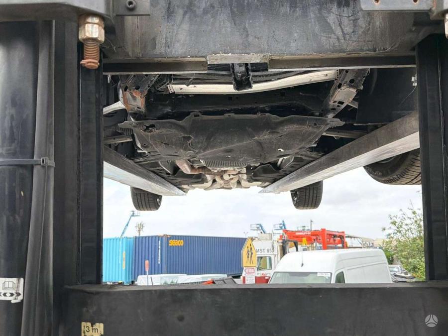 Pelēks Ford Mustang 2024 Ukmergė, ar dzinēja tilpumu 2.26 L un nobraukumu 42 tūkst. km par 11999 €, foto 22 vietnē AUTOMOTO.COM.LV