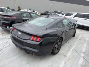 Pelēks Ford Mustang 2024 Ukmergė, ar dzinēja tilpumu 2.26 L un nobraukumu 42 tūkst. km par 11999 €, foto 25 vietnē AUTOMOTO.COM.LV