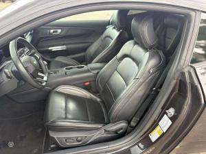 Grey Ford Mustang 2024 in Siauliai, with an engine capacity of 2.30 L and mileage of 52 thousand km for 31944 €, photo 9 on AUTOMOTO.COM.LV