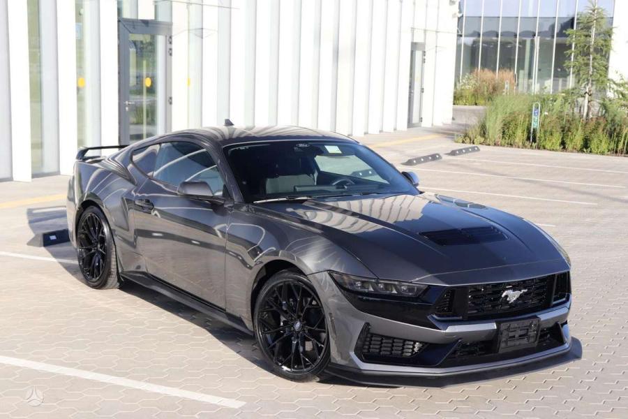 Grey Ford Mustang 2025 in Vilnius, with an engine capacity of 2.25 L and mileage of 9 thousand km for 32999 €, photo 4 on AUTOMOTO.COM.LV