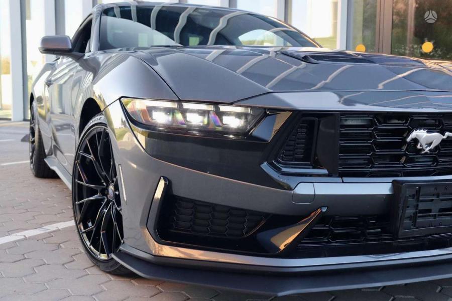 Grey Ford Mustang 2025 in Vilnius, with an engine capacity of 2.25 L and mileage of 9 thousand km for 32999 €, photo 14 on AUTOMOTO.COM.LV