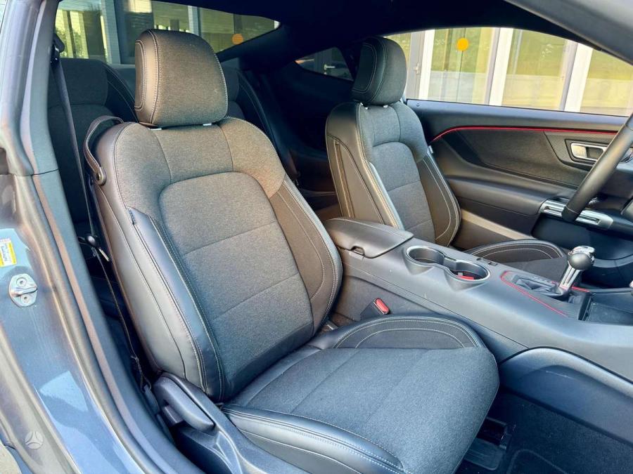 Grey Ford Mustang 2025 in Vilnius, with an engine capacity of 2.25 L and mileage of 9 thousand km for 32999 €, photo 20 on AUTOMOTO.COM.LV