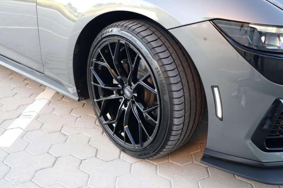 Grey Ford Mustang 2025 in Vilnius, with an engine capacity of 2.25 L and mileage of 9 thousand km for 32999 €, photo 27 on AUTOMOTO.COM.LV