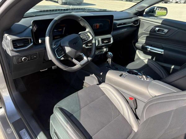 Pelēks Ford Mustang 2025 Šauļi, ar dzinēja tilpumu 2.30 L un nobraukumu 1 tūkst. km par 32186 €, foto 7 vietnē AUTOMOTO.COM.LV