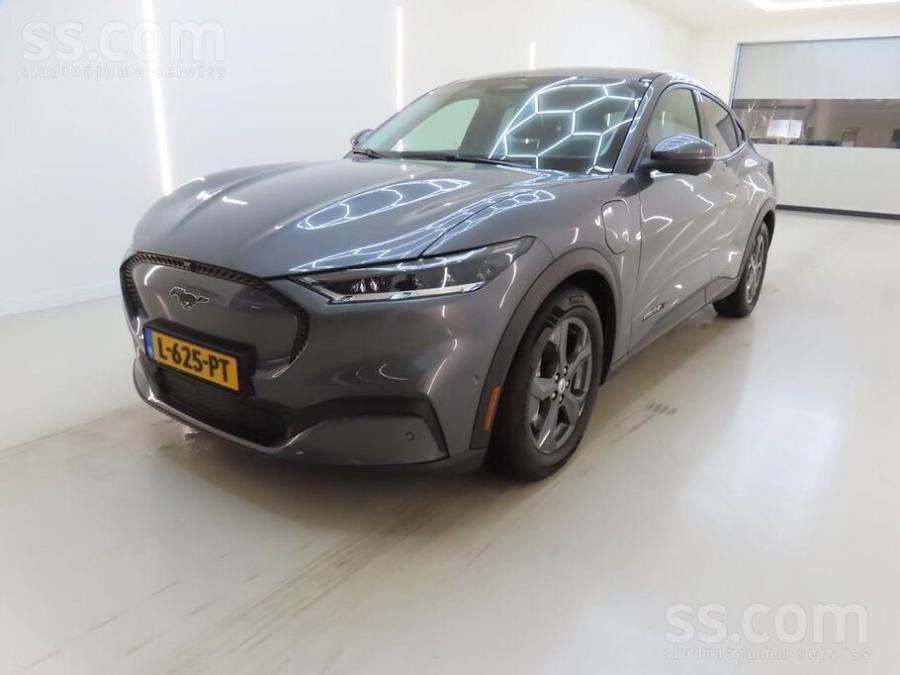 Pelēks Ford Mustang 2021 Limbaži, ar dzinēja tilpumu 0.00 L un nobraukumu 142 tūkst. km par 25945 €, foto 1 vietnē AUTOMOTO.COM.LV