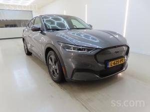 Pelēks Ford Mustang 2021 Limbaži, ar dzinēja tilpumu 0.00 L un nobraukumu 142 tūkst. km par 25945 €, foto 3 vietnē AUTOMOTO.COM.LV