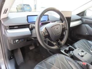 Pelēks Ford Mustang 2021 Limbaži, ar dzinēja tilpumu 0.00 L un nobraukumu 142 tūkst. km par 25945 €, foto 6 vietnē AUTOMOTO.COM.LV