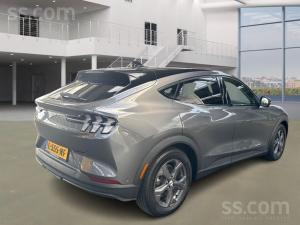 Pelēks Ford Mustang 2021 Limbaži, ar dzinēja tilpumu 5.00 L un nobraukumu 142 tūkst. km par 25945 €, foto 4 vietnē AUTOMOTO.COM.LV