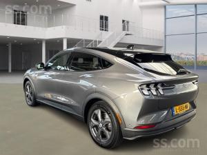 Pelēks Ford Mustang 2021 Limbaži, ar dzinēja tilpumu 5.00 L un nobraukumu 142 tūkst. km par 25945 €, foto 5 vietnē AUTOMOTO.COM.LV