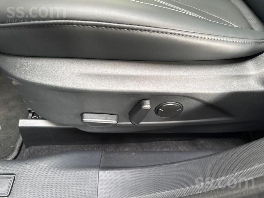 Pelēks Ford Mustang 2021 Limbaži, ar dzinēja tilpumu 5.00 L un nobraukumu 142 tūkst. km par 25945 €, foto 22 vietnē AUTOMOTO.COM.LV