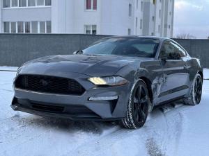 Grey Ford Mustang 2021 in Ukmerge, with an engine capacity of 2.25 L and mileage of 62 thousand km for 11400 €, photo 4 on AUTOMOTO.COM.LV