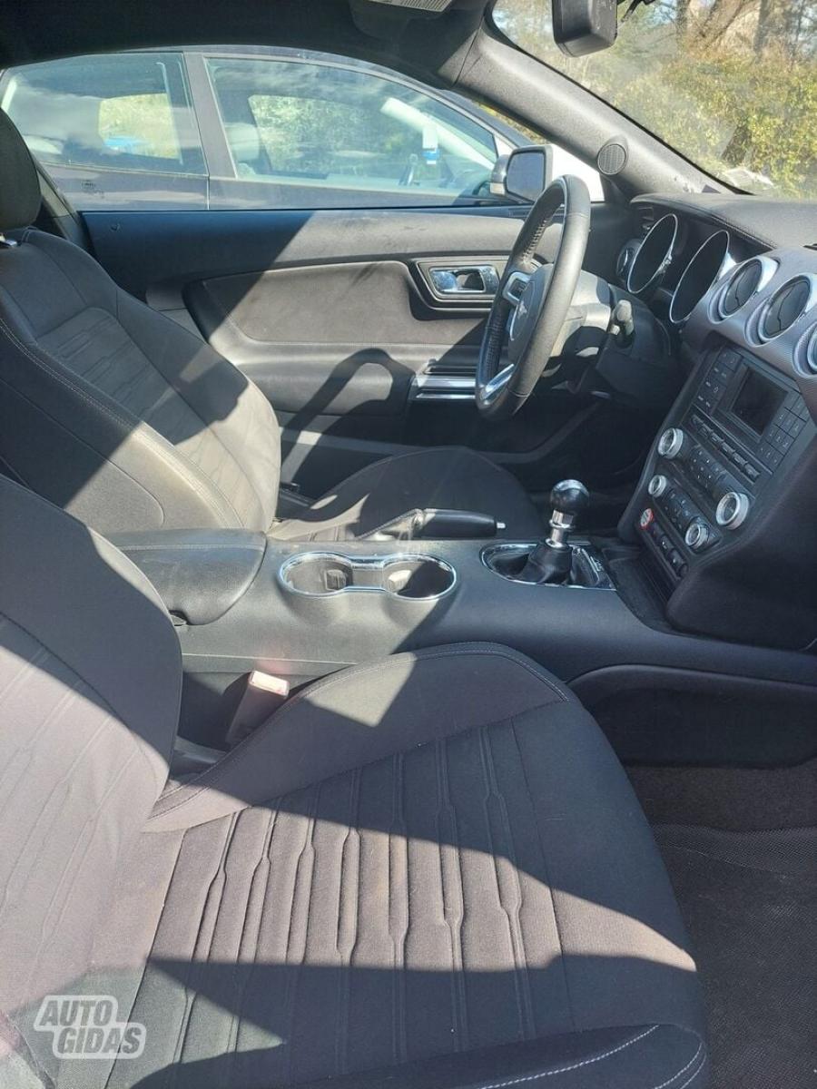 Ford Mustang 2015 Kauņa, ar dzinēja tilpumu 2.30 L un nobraukumu 169 tūkst. km par 11300 €, foto 9 vietnē AUTOMOTO.COM.LV
