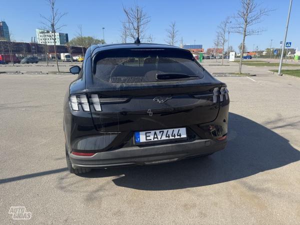 Black Ford Mustang Mach-E 2020 in Klaipeda, with an engine capacity of 0.00 L and mileage of 102 thousand km for 22500 €, photo 6 on AUTOMOTO.COM.LV