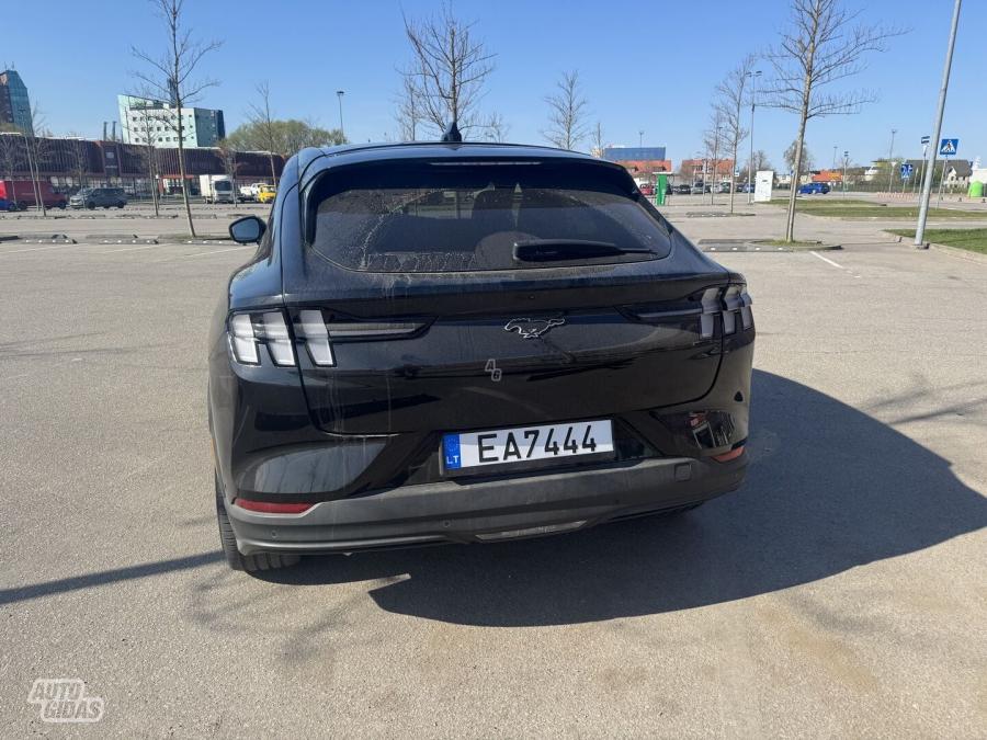 Черный Форд Mustang Mach-E 2020 в Клайпеда, объемом двигателя 0.00 л и пробегом 102 тыс. км за 22500 €, фото 7 на AUTOMOTO.COM.LV