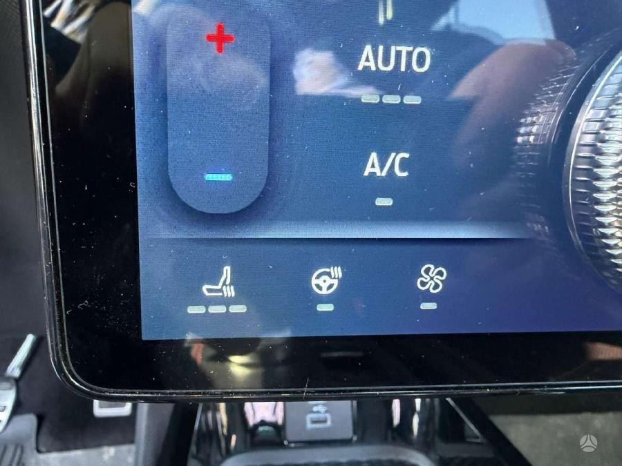 Melns Ford Mustang Mach-E 2021 Kauņa, ar dzinēja tilpumu 0.00 L un nobraukumu 148 tūkst. km par 20500 €, foto 16 vietnē AUTOMOTO.COM.LV