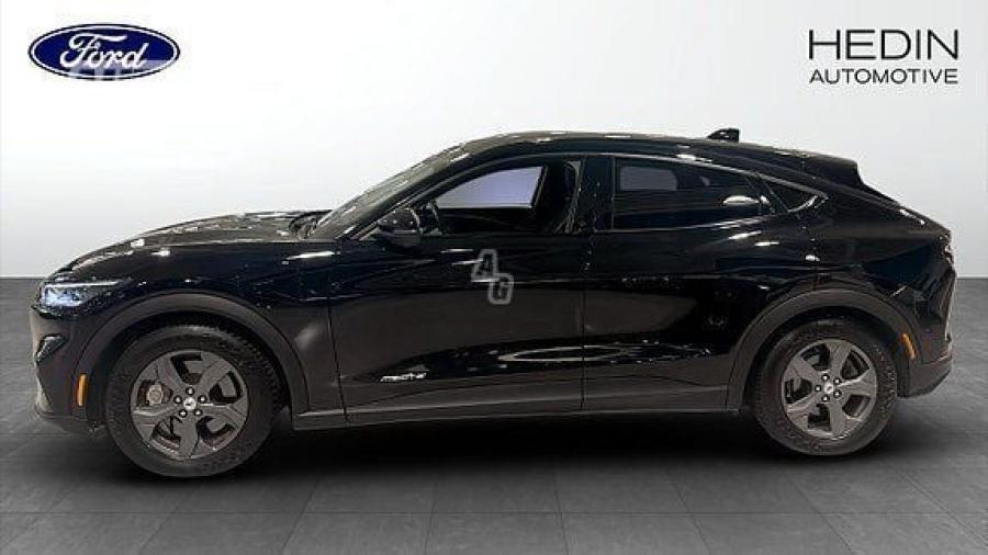 Black Ford Mustang Mach-E 2022 in Kaunas, with an engine capacity of 0.00 L and mileage of 76 thousand km for 32829 €, photo 15 on AUTOMOTO.COM.LV