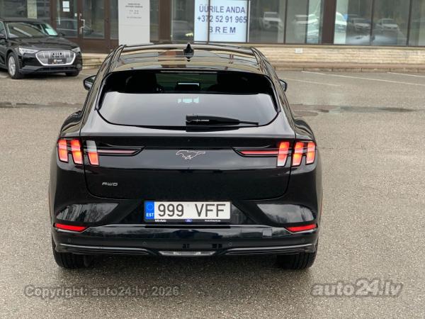 Melns Ford Mustang Mach-E 2022 Tallina, ar dzinēja tilpumu 0.00 L un nobraukumu 75 tūkst. km par 28500 €, foto 8 vietnē AUTOMOTO.COM.LV