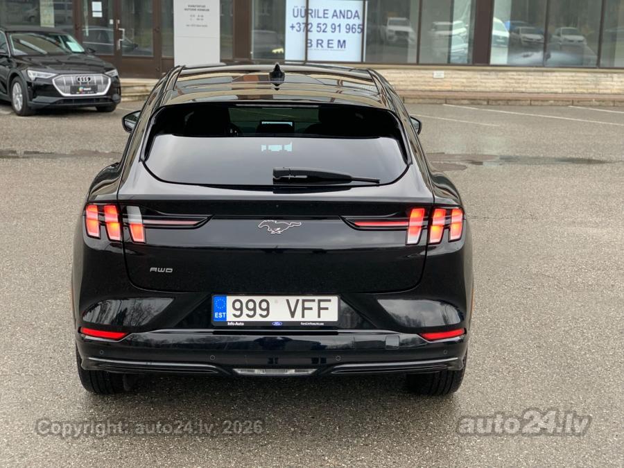 Black Ford Mustang Mach-E 2022 in Tallinn, with an engine capacity of 0.00 L and mileage of 75 thousand km for 28500 €, photo 9 on AUTOMOTO.COM.LV
