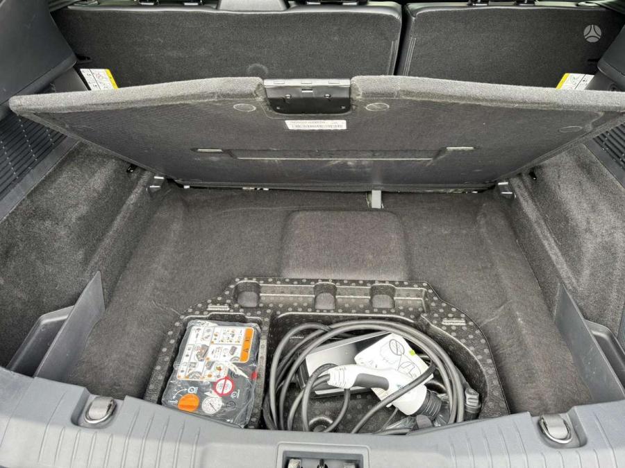 Melns Ford Mustang Mach-E 2023 Kauņa, ar dzinēja tilpumu 0.00 L un nobraukumu 13 tūkst. km par 32900 €, foto 17 vietnē AUTOMOTO.COM.LV
