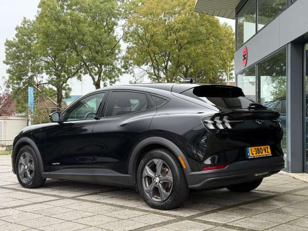 Black Ford Mustang Mach-E 2021 in Ukmerge, with an engine capacity of 0.00 L and mileage of 226 thousand km for 21000 €, photo 7 on AUTOMOTO.COM.LV