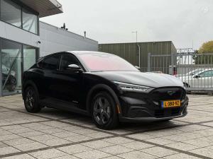 Черный Форд Mustang Mach-E 2021 в Укмерге, объемом двигателя 0.00 л и пробегом 226 тыс. км за 21000 €, фото 8 на AUTOMOTO.COM.LV