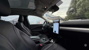Черный Форд Mustang Mach-E 2021 в Укмерге, объемом двигателя 0.00 л и пробегом 226 тыс. км за 21000 €, фото 13 на AUTOMOTO.COM.LV