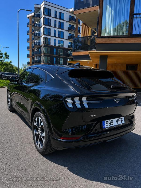 Black Ford Mustang Mach-E 2022 in Tallinn, with an engine capacity of 0.00 L and mileage of 77 thousand km for 29999 €, photo 1 on AUTOMOTO.COM.LV