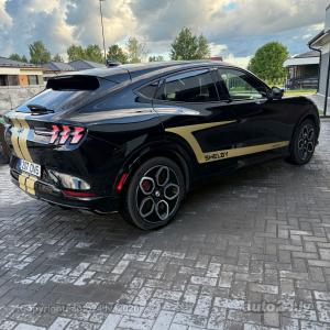 Черный Форд Mustang Mach-E 2023 в Тарту, объемом двигателя 0.00 л и пробегом 28 тыс. км за 29800 €, фото 5 на AUTOMOTO.COM.LV