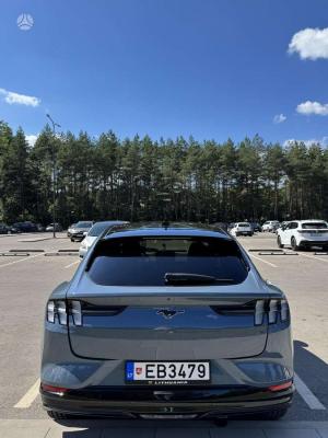 Blue Ford Mustang Mach-E 2023 in Kaunas, with an engine capacity of 0.00 L and mileage of 30 thousand km for 27500 €, photo 8 on AUTOMOTO.COM.LV