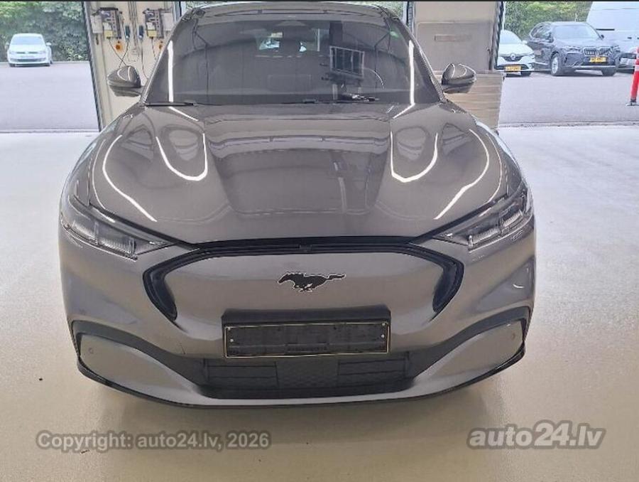 Серый Форд Mustang Mach-E 2021 в Таллин, объемом двигателя 0.00 л и пробегом 85 тыс. км за 31900 €, фото 4 на AUTOMOTO.COM.LV