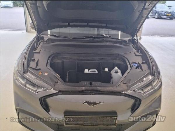 Серый Форд Mustang Mach-E 2021 в Таллин, объемом двигателя 0.00 л и пробегом 85 тыс. км за 31900 €, фото 11 на AUTOMOTO.COM.LV