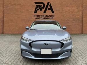 Pelēks Ford Mustang Mach-E 2022 Kauņa, ar dzinēja tilpumu 0.00 L un nobraukumu 31 tūkst. km par 27962 €, foto 2 vietnē AUTOMOTO.COM.LV