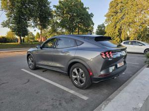 Grey Ford Mustang Mach-E 2023 in Plunge, with an engine capacity of 0.00 L and mileage of 44 thousand km for 25000 €, photo 8 on AUTOMOTO.COM.LV