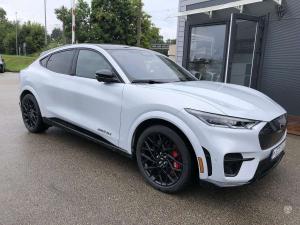 Pelēks Ford Mustang Mach-E 2023 Klaipėda, ar dzinēja tilpumu 0.00 L un nobraukumu 22 tūkst. km par 36000 €, foto 5 vietnē AUTOMOTO.COM.LV