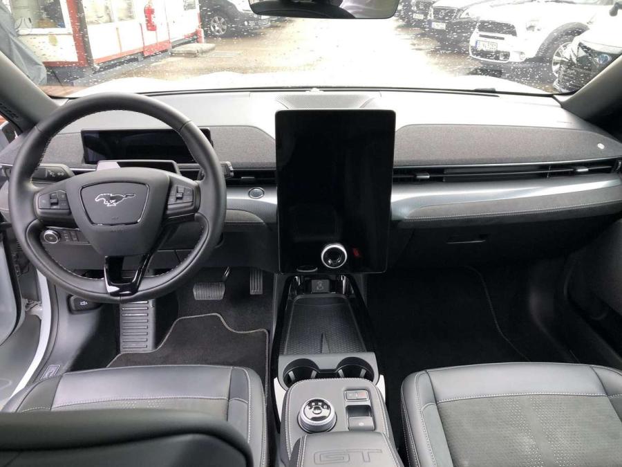 Pelēks Ford Mustang Mach-E 2023 Klaipėda, ar dzinēja tilpumu 0.00 L un nobraukumu 22 tūkst. km par 36000 €, foto 18 vietnē AUTOMOTO.COM.LV
