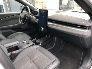 Pelēks Ford Mustang Mach-E 2023 Klaipėda, ar dzinēja tilpumu 0.00 L un nobraukumu 22 tūkst. km par 36000 €, foto 19 vietnē AUTOMOTO.COM.LV