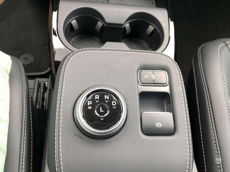Pelēks Ford Mustang Mach-E 2023 Klaipėda, ar dzinēja tilpumu 0.00 L un nobraukumu 22 tūkst. km par 36000 €, foto 26 vietnē AUTOMOTO.COM.LV