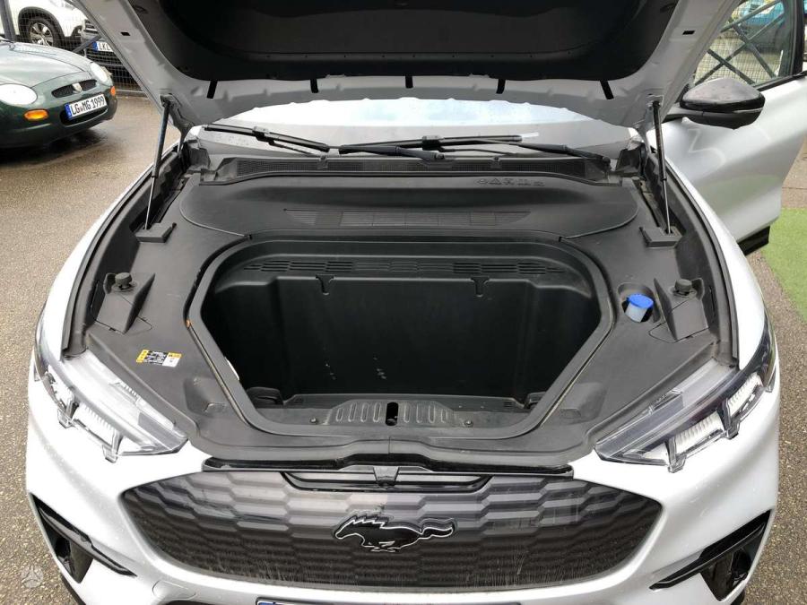 Pelēks Ford Mustang Mach-E 2023 Klaipėda, ar dzinēja tilpumu 0.00 L un nobraukumu 22 tūkst. km par 36000 €, foto 28 vietnē AUTOMOTO.COM.LV