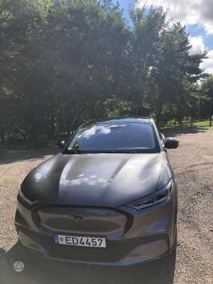 Серый Форд Mustang Mach-E 2023 в Паланга, объемом двигателя 0.00 л и пробегом 52 тыс. км за 27500 €, фото 9 на AUTOMOTO.COM.LV