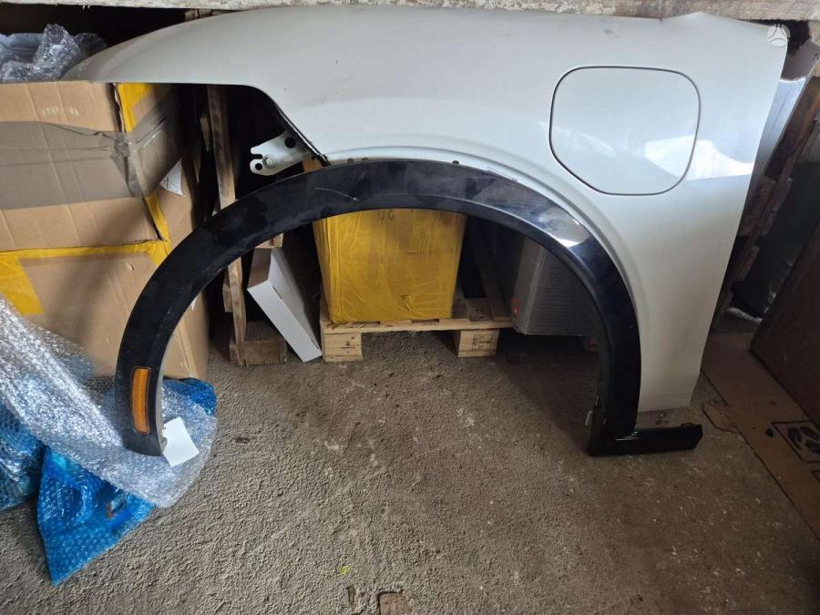 Pelēks Ford Mustang Mach-E 2021 Kretinga, ar dzinēja tilpumu 0.00 L un nobraukumu 125 tūkst. km par 13500 €, foto 14 vietnē AUTOMOTO.COM.LV